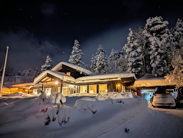 Family Cabin With Hot Tub,  Boat & Scenic Views - Stranda