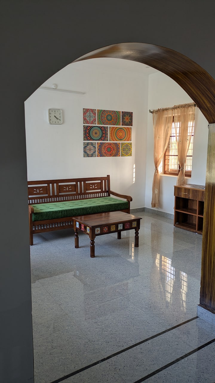 Serene Home With A Magnificent View Of Arunachala - Tiruvannamalai