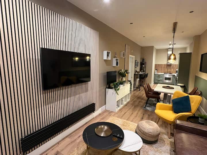 Modern & Fully Renovated 2-bedroom Apartment - Portmarnock
