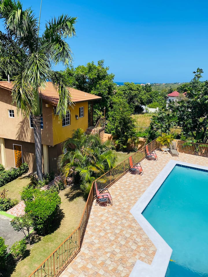 Montego Bay Ironshore  Luxury Studios - Montego Bay