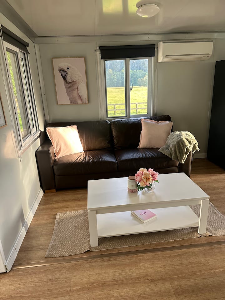 Tiny Home Escape On A Farm - Central Coast