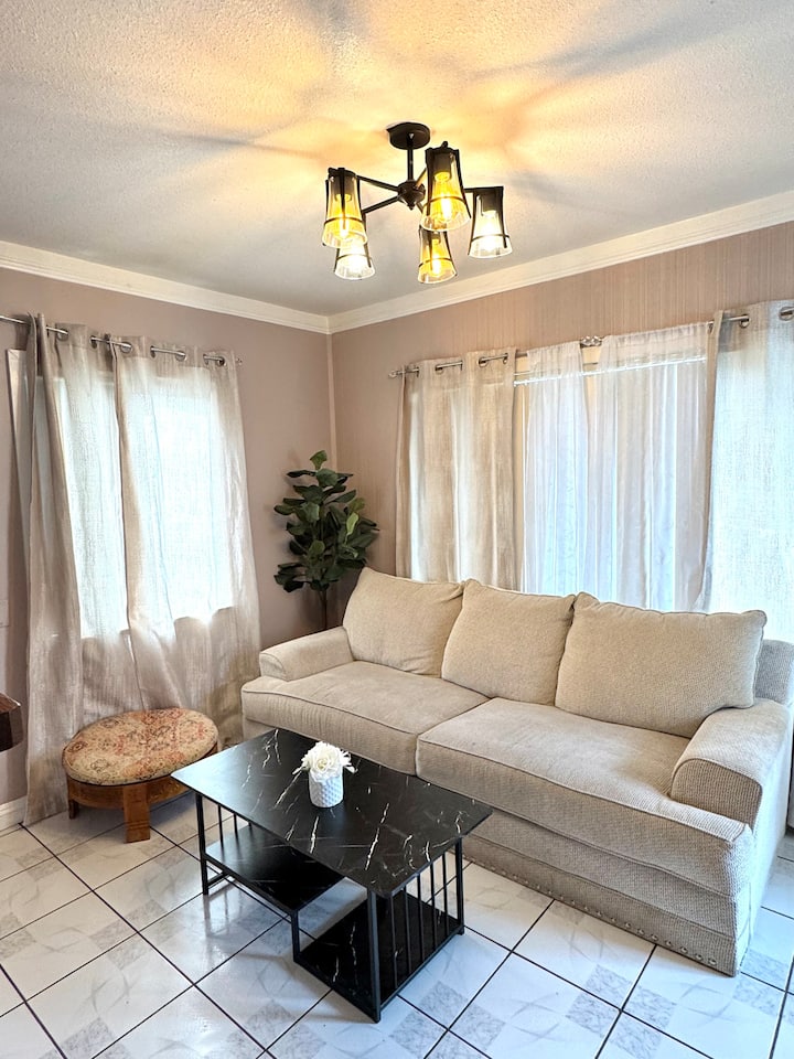 Tiny 2bedroom Nearby Disneyland - Huntington Beach