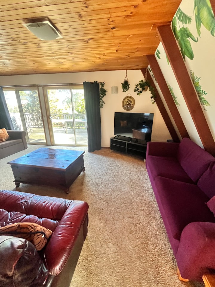 Cowes Beach House. Close To Shops, Penguins, Beach - Ventnor