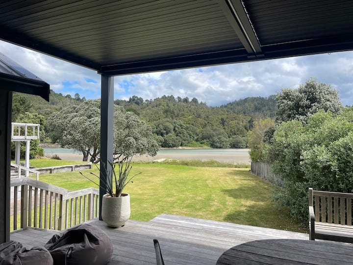 Patuwai Pleasure - Whangamatā