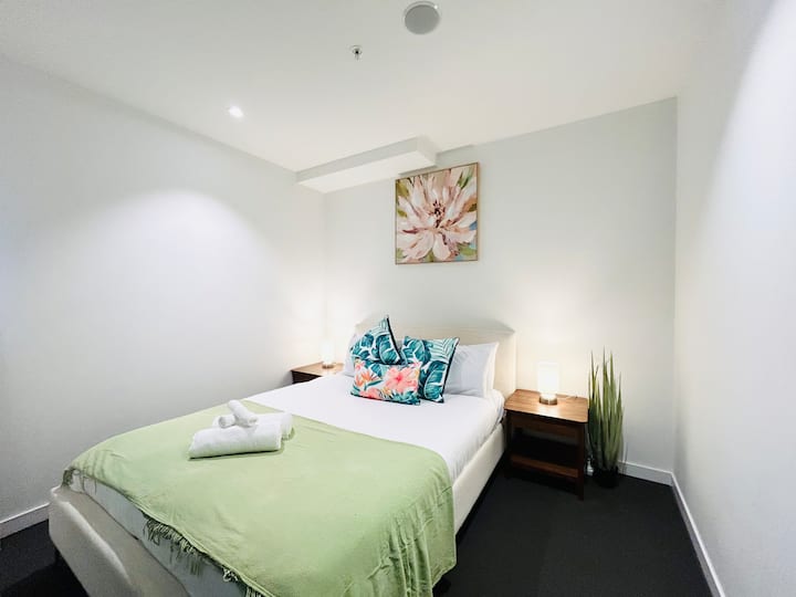 Mhtt01a/innercbd/1min->station/free(pool/gym/tram) - Tottenham