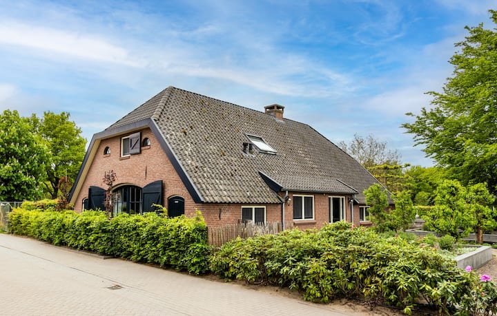 Farmstead With Private Pool | 18 Persons - Arnhem