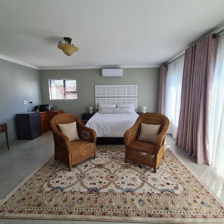Bloom Guesthouse Room 5 - Tembisa