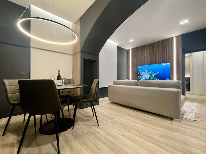 Luxury Designer Suite · Historic Heart Of Olbia - Olbia