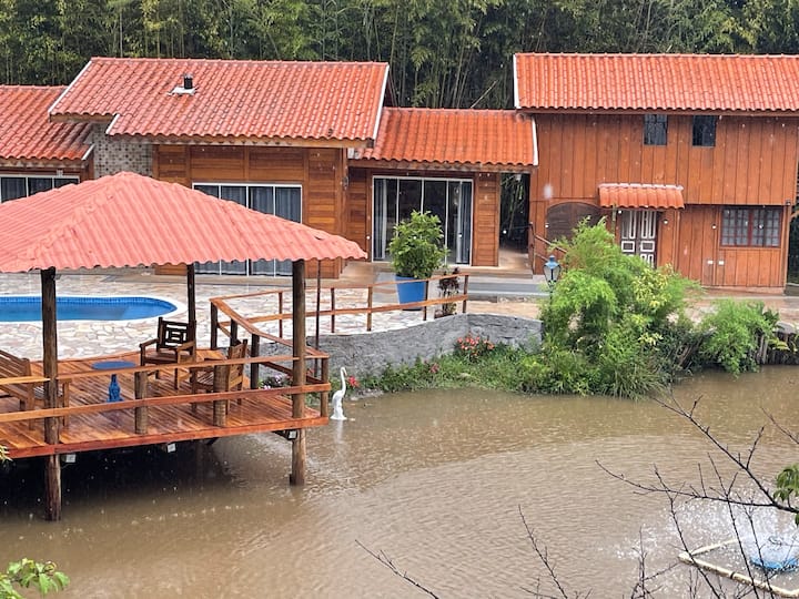 Casa Do Lago-rota Do Vinho Até 18 Pessoas E Pets - Ibiúna