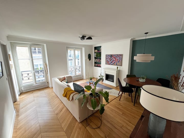 Appartement De Charme à Montmartre/sacré-cœur - Brochant - Paris