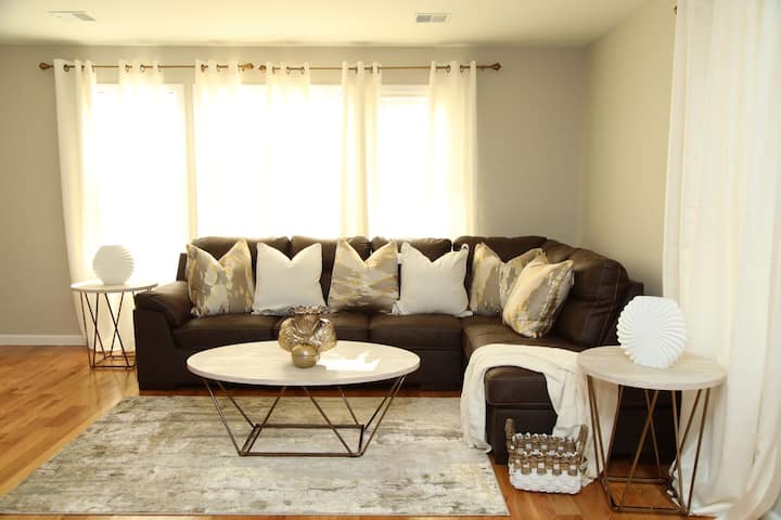 Bright 3br Escape • Nyc & Ewr • Wifi • Parking - Newark, NJ