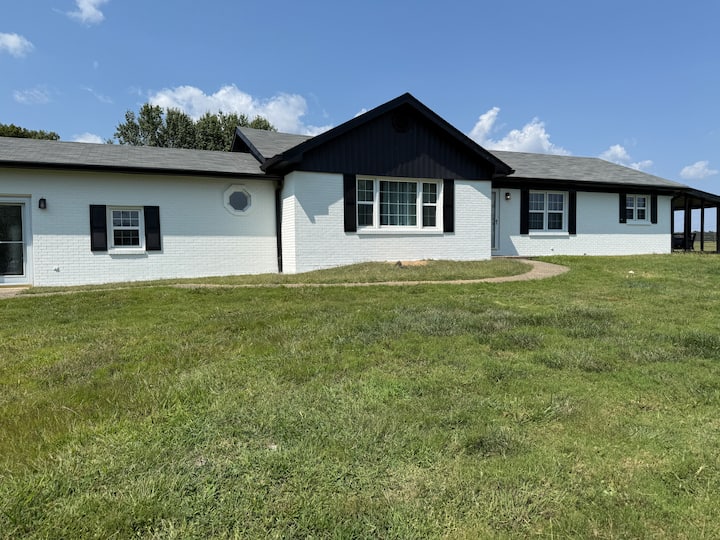 The Highland House - Elizabethtown, KY