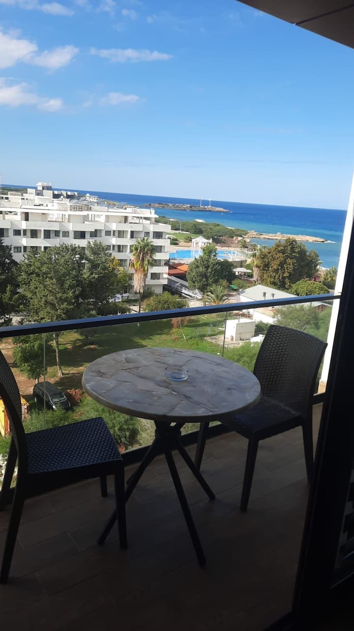 Comfy Apt With Sea View 2+1 - Kyrenia