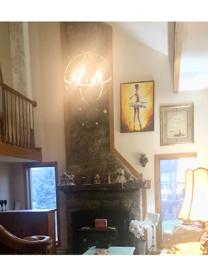 Tranquil, Beautiful, Close 2 All & Shopping. Clean - Yorktown, NY