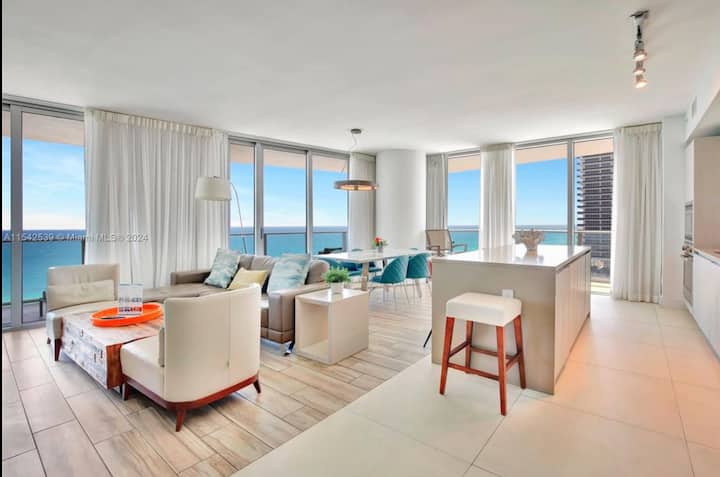 Luxury Oceanfront 3bed/3 Bath/5 Beds Hyde Resort - Hollywood, FL