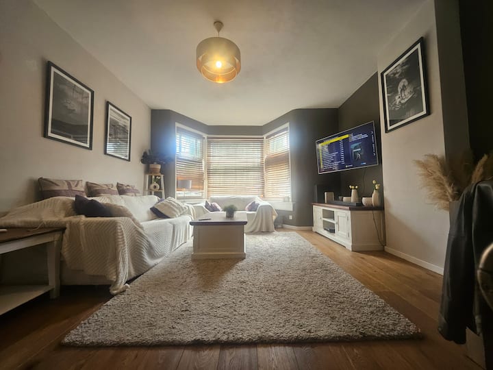 Whole Apartment & Garden In West 10 Mins From Town - Amsterdam