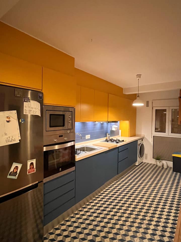 Una Habitación Acogedora Doble En Mi Casa Familiar - Valencia