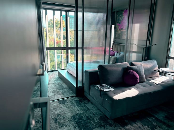 Tiny 'Lagoon' Escape – Soft, Serene, Central! - Canberra