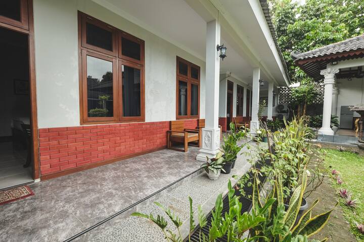 Guest Suite In Prambanan Area - Prambanan