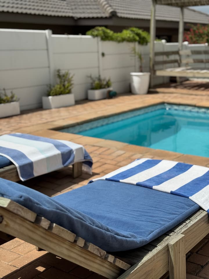 A Cozy Breakaway Apartment - Mossel Bay
