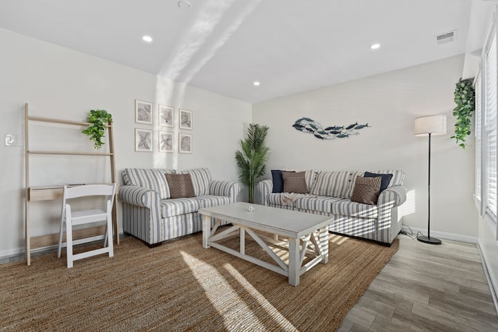 Location! | Walkable To Everything | Big 1br | W/d - Surfside Beach, SC