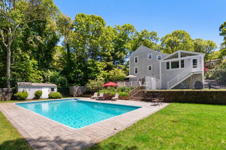 Private Pool, Large Deck, And Game Room! - Dennis, MA