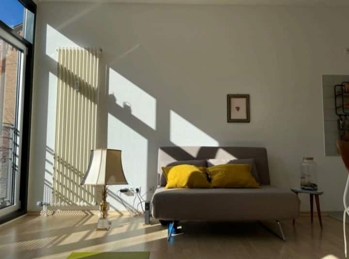 Schöne, Helle 2-zimmer Wohnung - Hannover