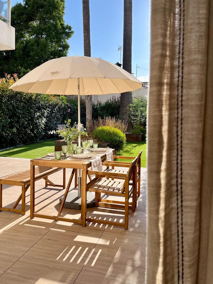 Palms Apt With Garden & Pool, 300 M To Beach - Plage de la Batterie