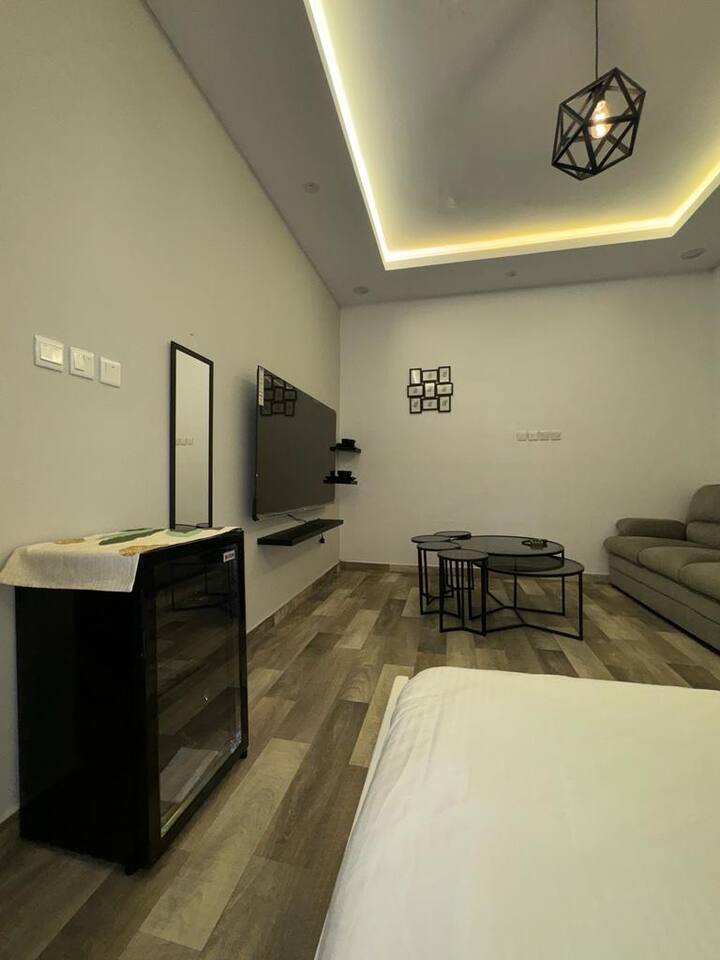 Comfortable apartment with high-end furniture and private entrance ...