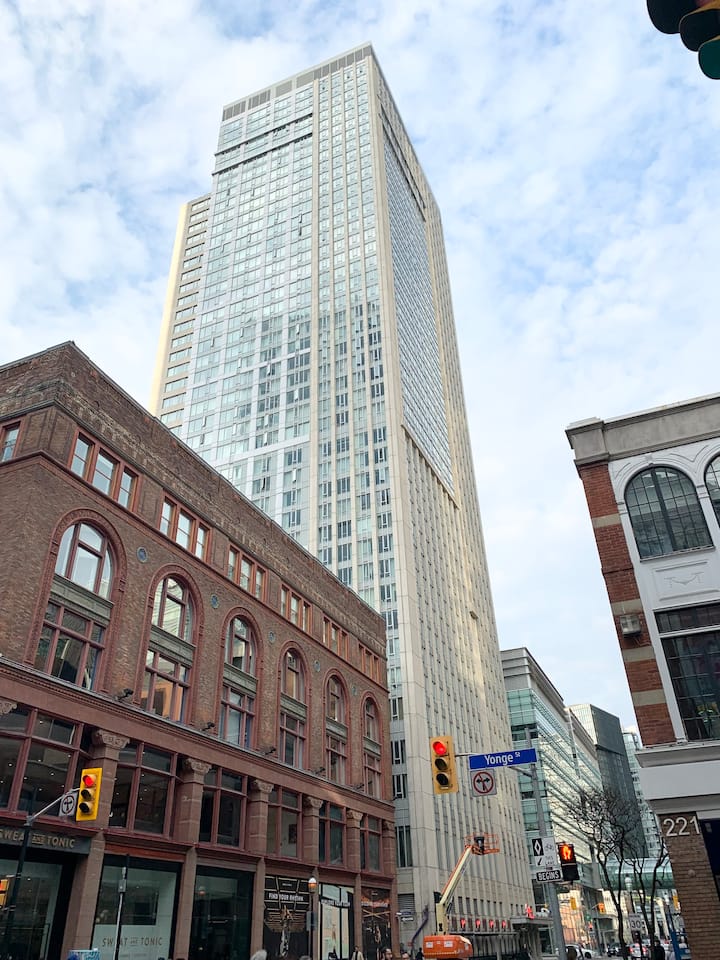 16 Eaton Center Yonge-dundas Square Studio Toronto - Toronto