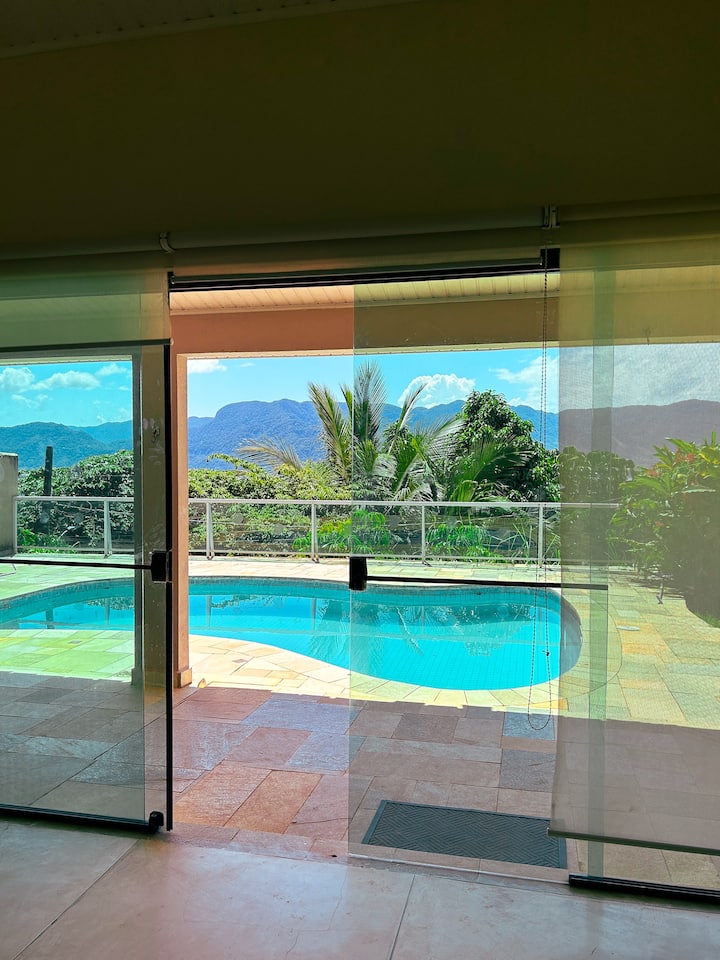 Casa Com Piscina E Churrasqueira Em Ilhabela - Ilhabela