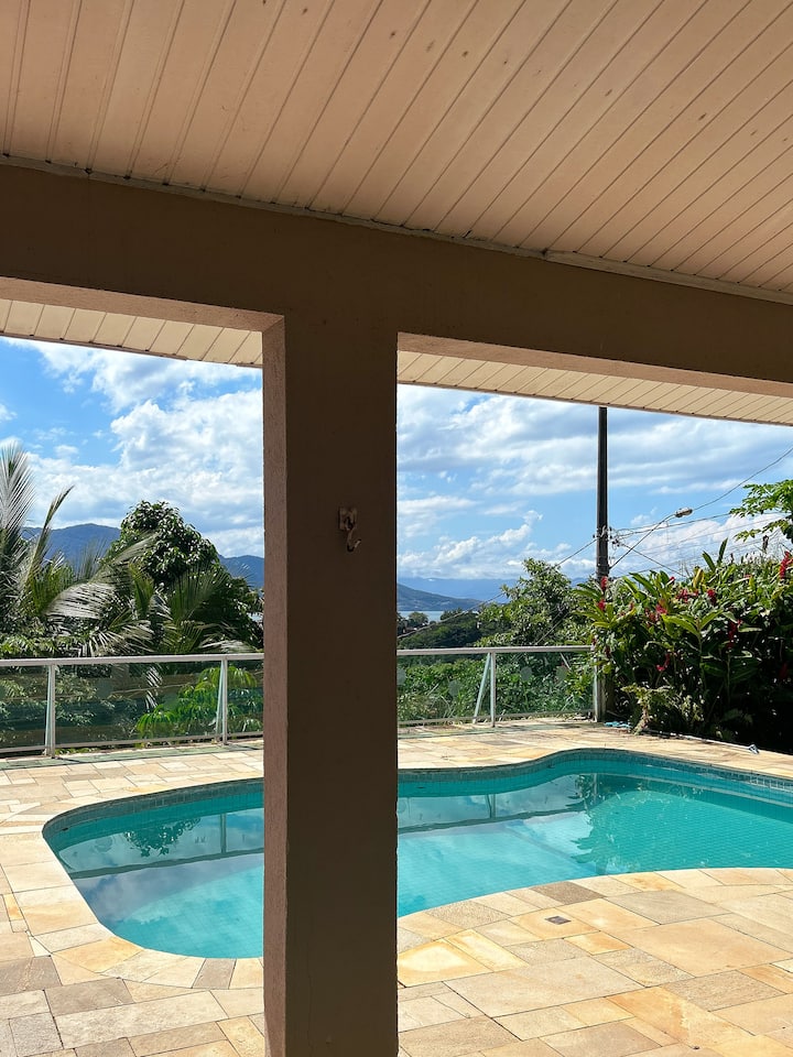 Casa Com Vista Para O Mar Em Itaguassu, Ilhabela - 伊利亞貝拉