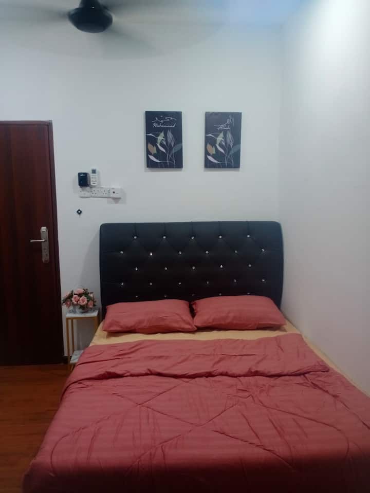 Cykienda Family Triple Rooms - Gua Musang