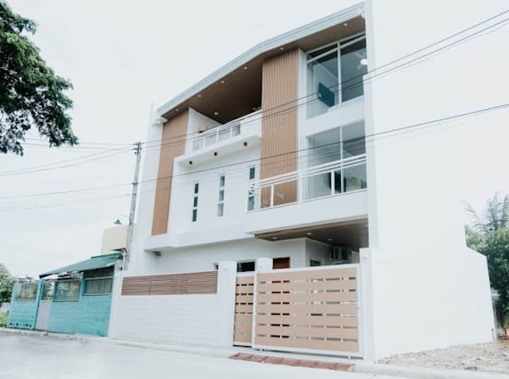 Baláy Pahúayan - Anaros Village Mandurriao Iloilo - Iloilo City