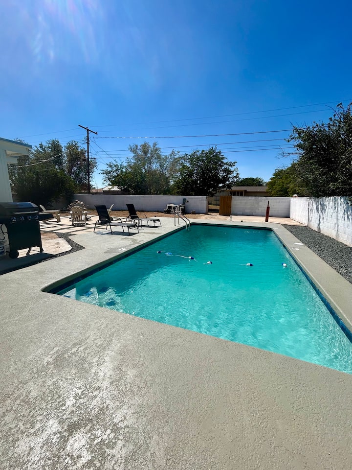 Heated Pool Awaits | Perfect For Groups - Odessa, TX