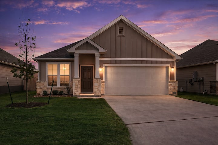 Spacious 4br/2ba Sleeps 11 | Pets Ok | Fast Wifi - Temple, TX