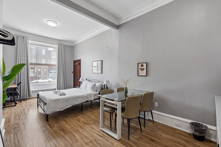 *Southphilly Broad St Entire Studio Free Laundry 1 - Camden, NJ