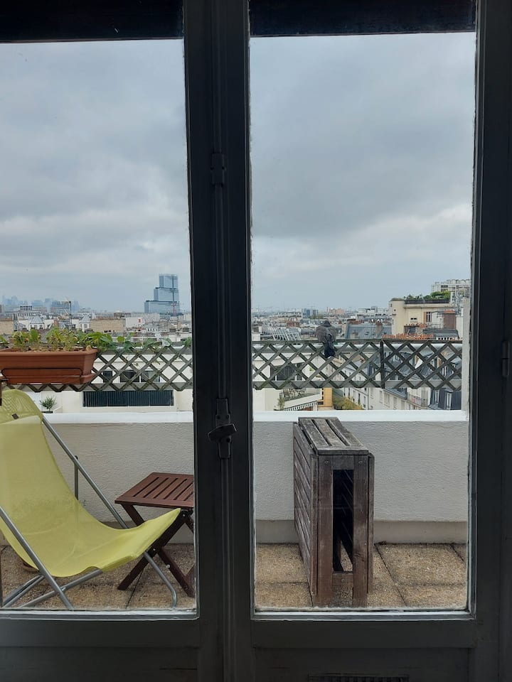 Au-dessus Des Toits De Paris - París