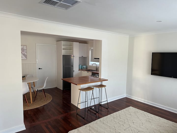 Frangipani House, Just Perfect! - Perth