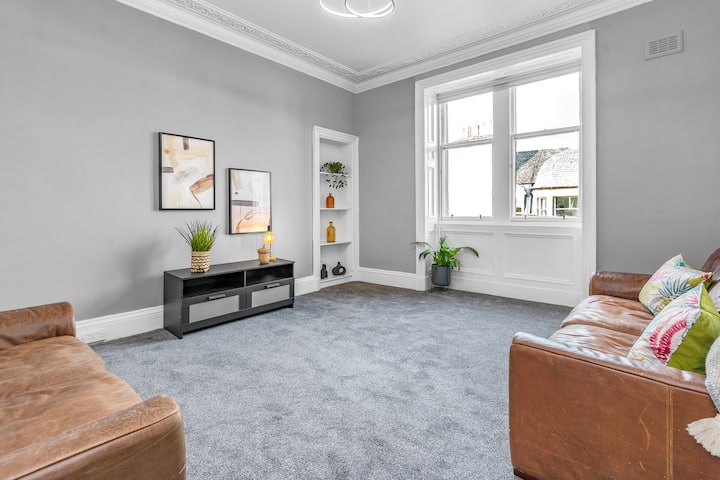 City Central 3 Bedroom Flat! - Edinburgh