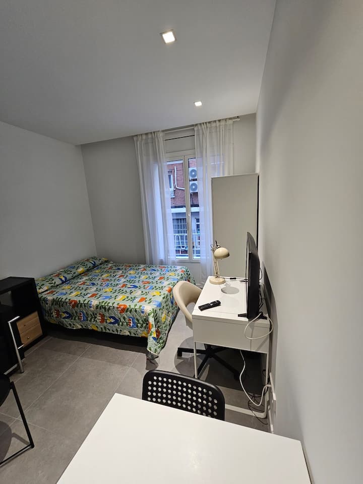 Estupendo Estudio En B Salamanca - Chamartín