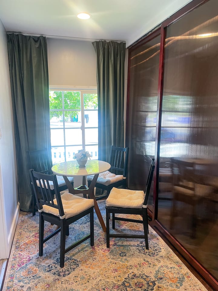 Primary Room W/ En Suite And Private Entrance - Miramar - San Diego