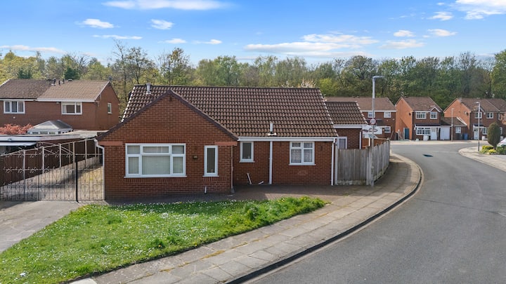 4br, Spacious, One Level, Accessible, Home - Liverpool