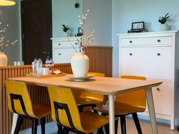 Prime 1br In Bgc Near Mall, Grocery & Restaurants - Taguig