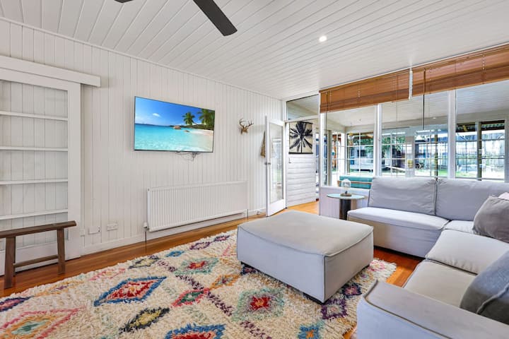 Dare Street Family Getaway- Walk To Beach, Aircon - Geelong