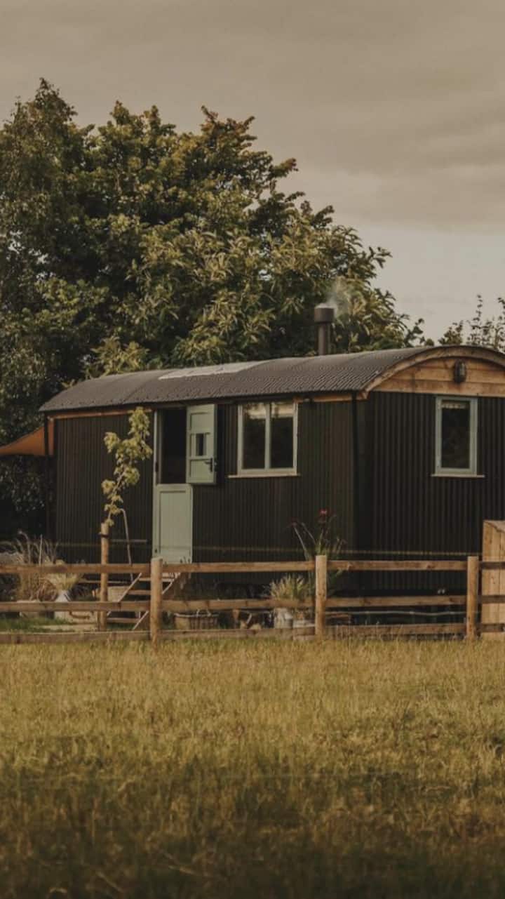 Shepherds Hut - Nantwich