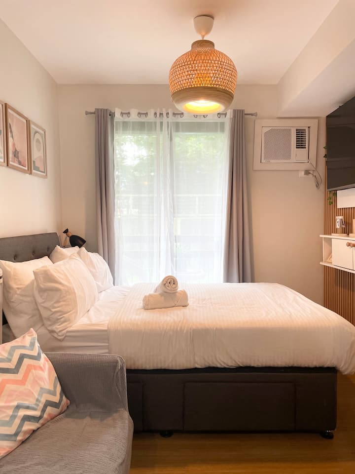 The Zen Studio Pine Suites Tagaytay - Talisay