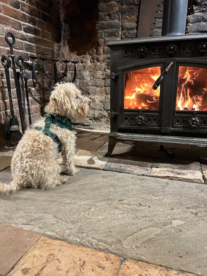 Bailiff's Cottage, Circa 1600 Cosy & Characterful - Swaffham