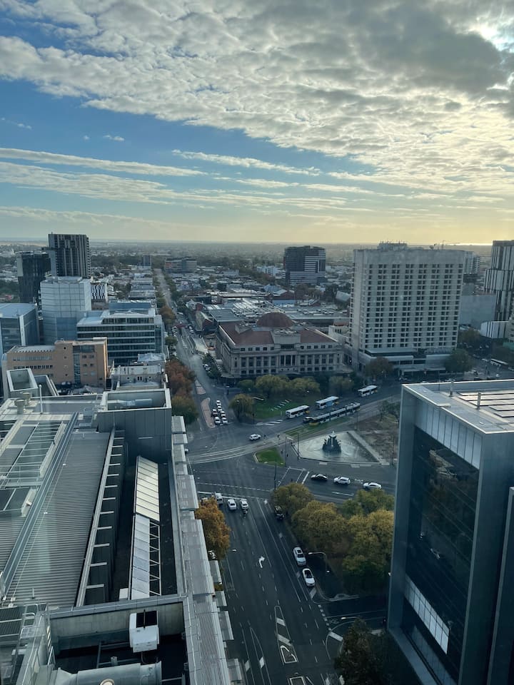 Cozy Apartment In Cbd - Adelaide