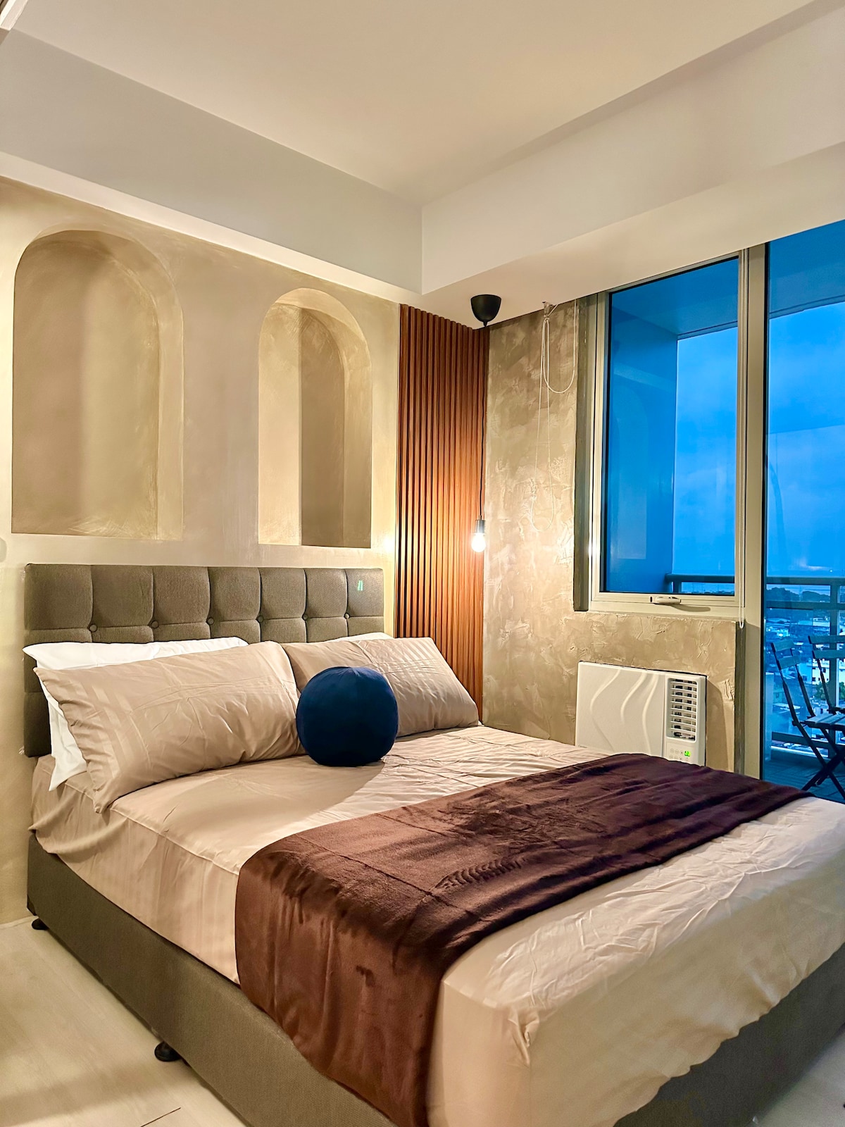 R Home- Azure Urban Resort - Condominiums for Rent in Parañaque, Metro ...